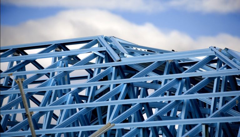 BlueScope Jamin Mutu Baja Ringan, Atap, dan Rangka Plafon untuk ...