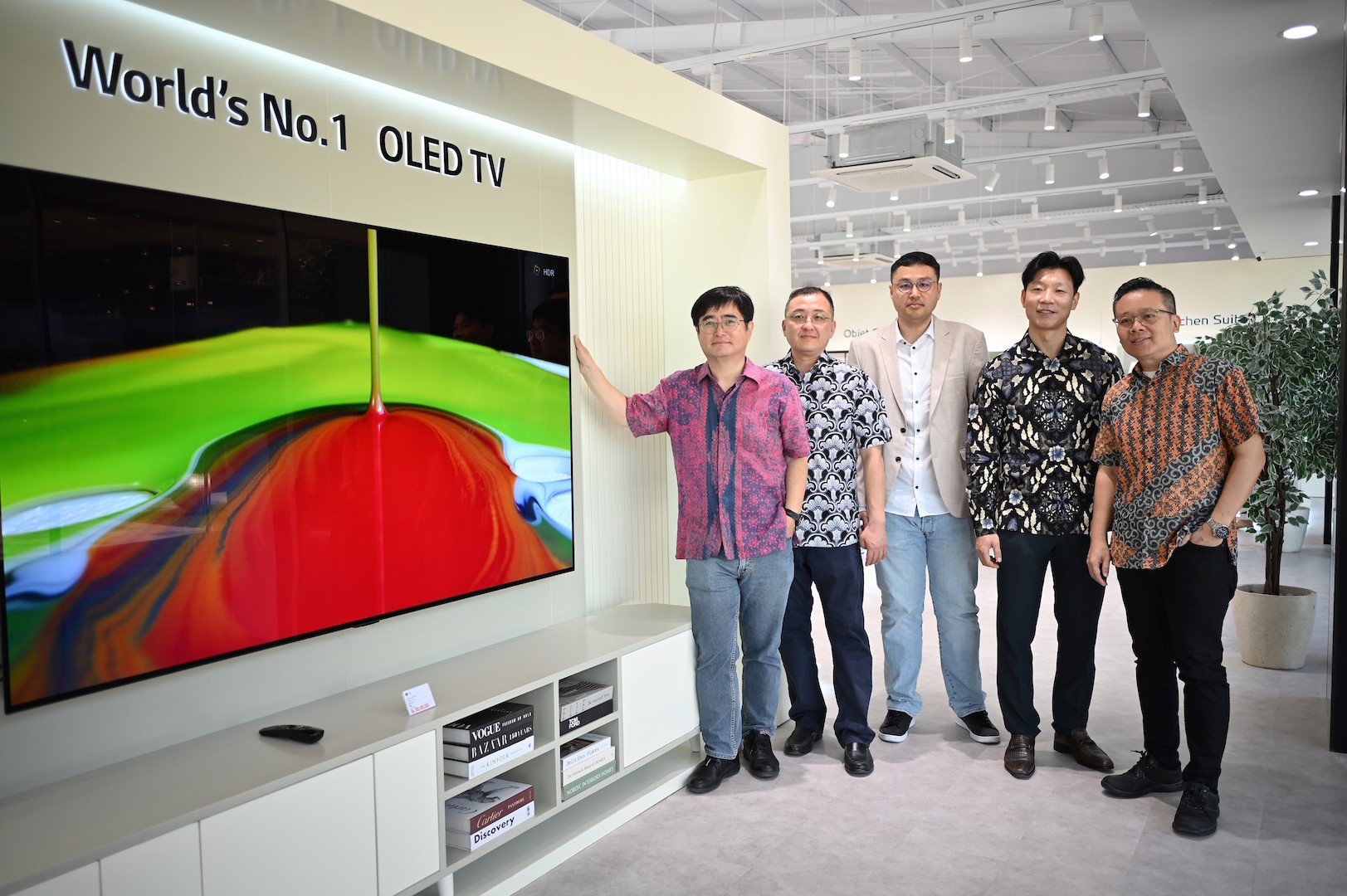 LG Experience Store Hadir di Erajaya Digital Complex PIK 2, Tempat ...